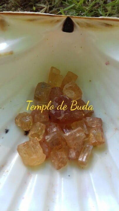Topázio Imperial Bruto - Templo de Buda - Loja de produtos esotéricos